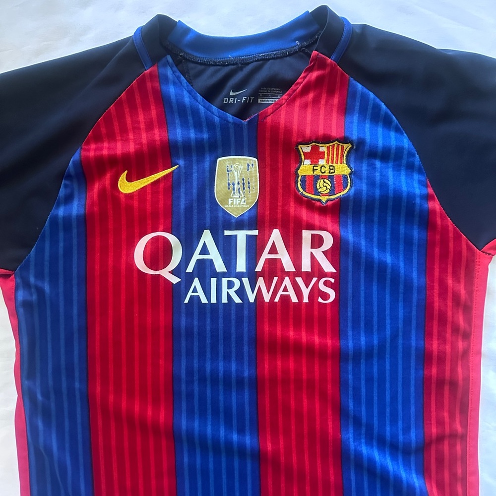 Throwback Lionel Messi Fc Barcelona Home Kit - Gem